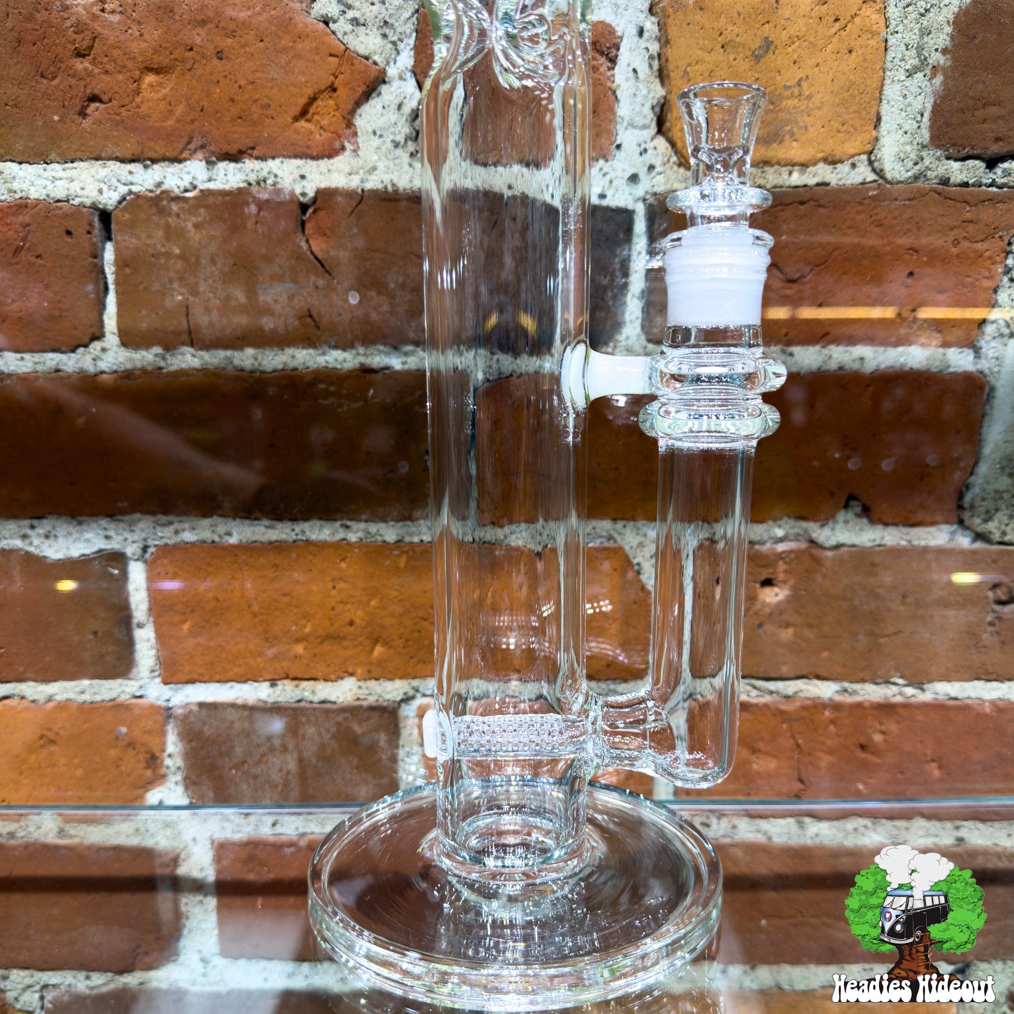 AshMe Glass 18" 60 Hole Gridded Stemline - Secret White